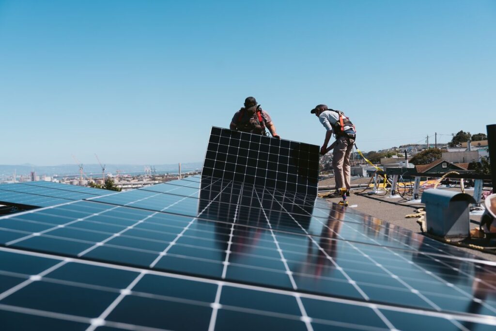 SolarZero, a New Zealand solar company, is shutting down operations.