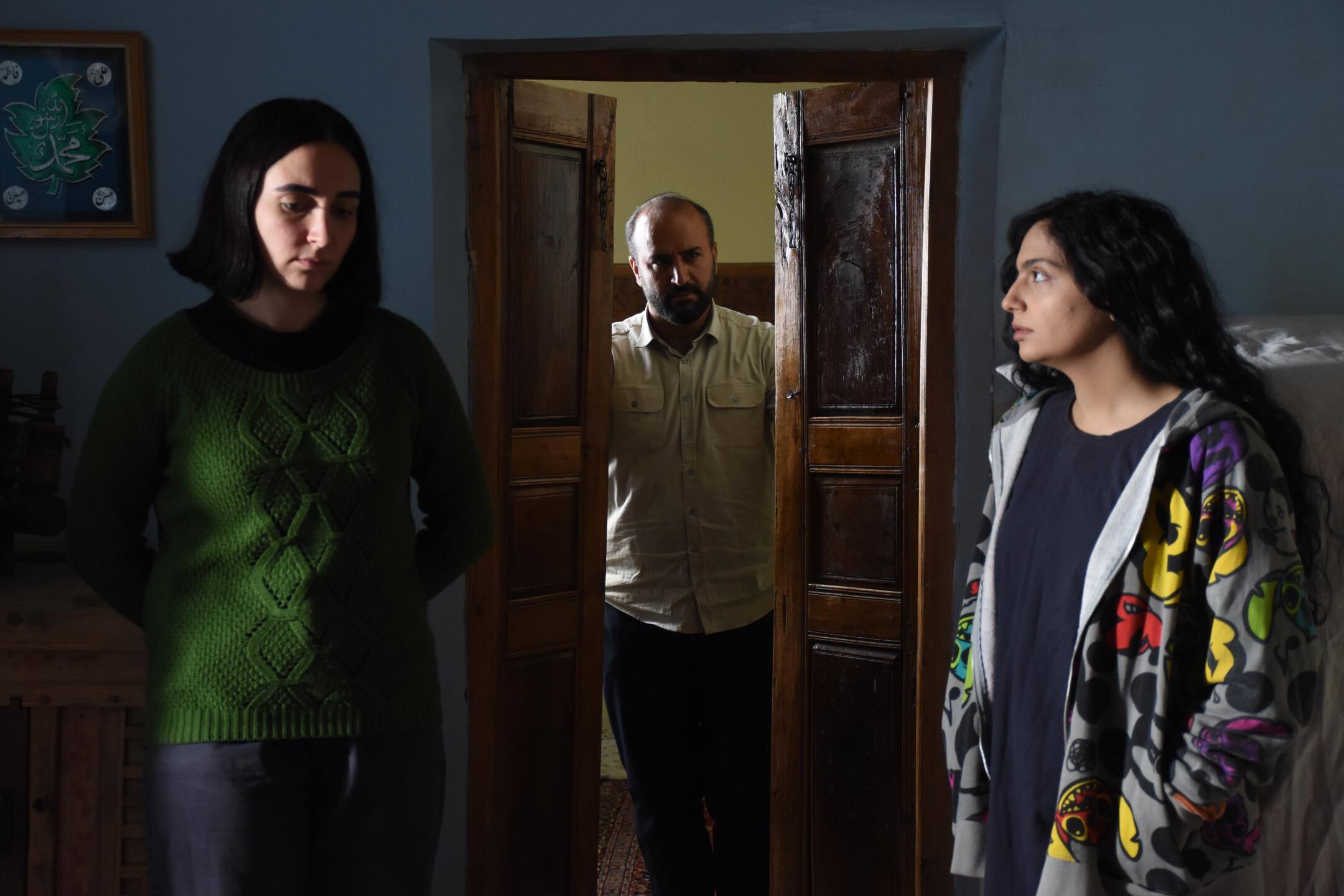 Director of 'Sacred Fig' Escapes Prison Sentence in Iran