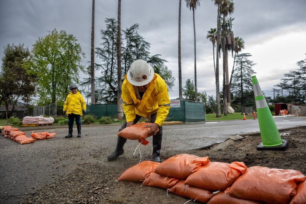 Los Angeles rainfall increases risk of landslides and flooding in ...