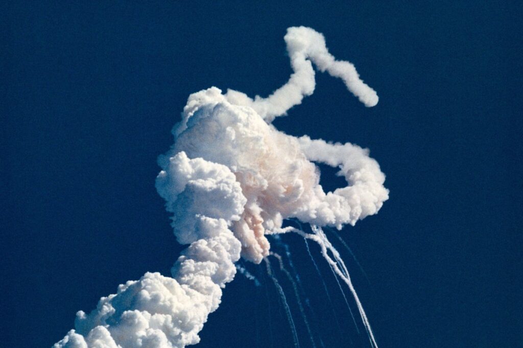 January 28th: Tragedy as Space Shuttle Challenger Explodes, Claiming 7 ...