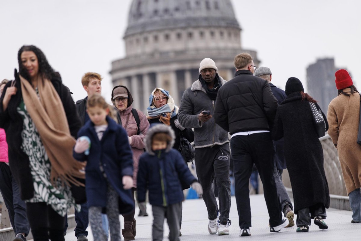 Storm Goretti brings snow, ice, and wind to Britain